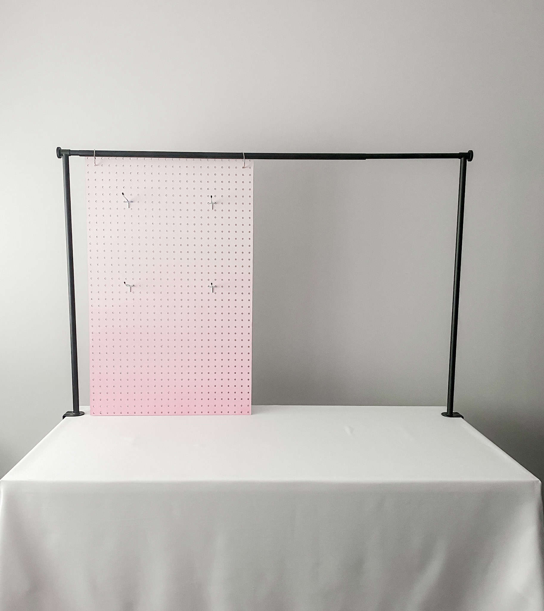 10 Ways to Display Tote Bags at a Craft Show - Made Urban